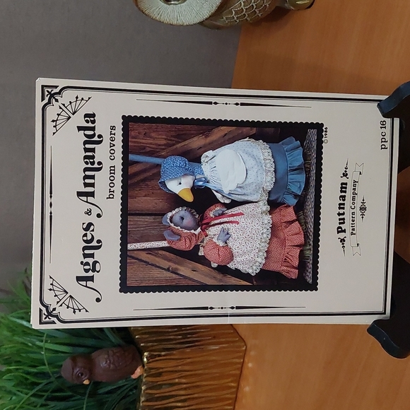 Other | Vintage Putnam Pattern Company Agnes And Amanda Broom Covers ...